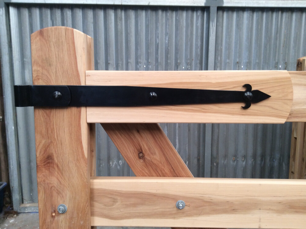 Gate Hardware Victoria | Hinges | Straps - Blackwood Country Gates